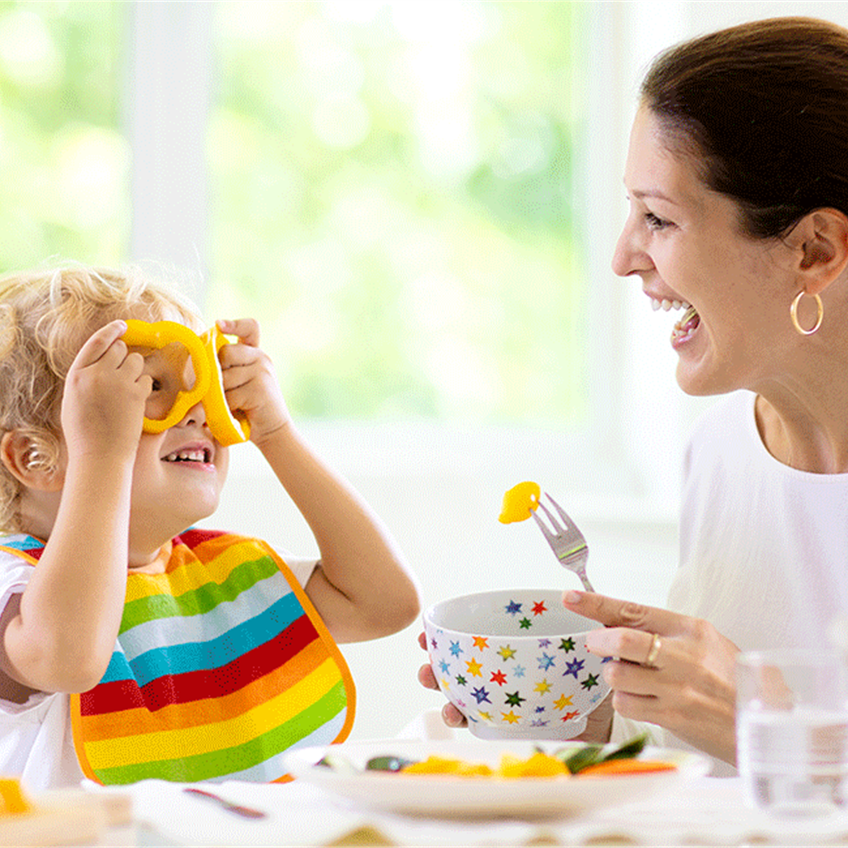 Building Balanced Snacks to Feed to Toddlers - HealthyChildren.org